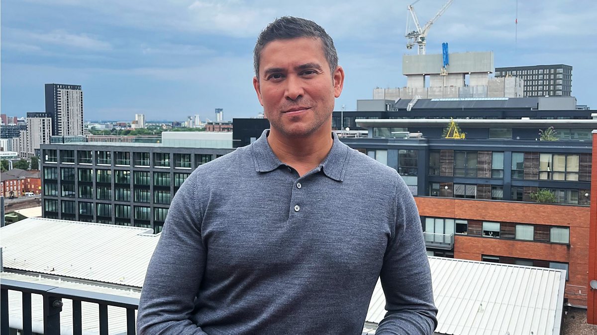 BBC One - Morning Live - Holiday Scams
