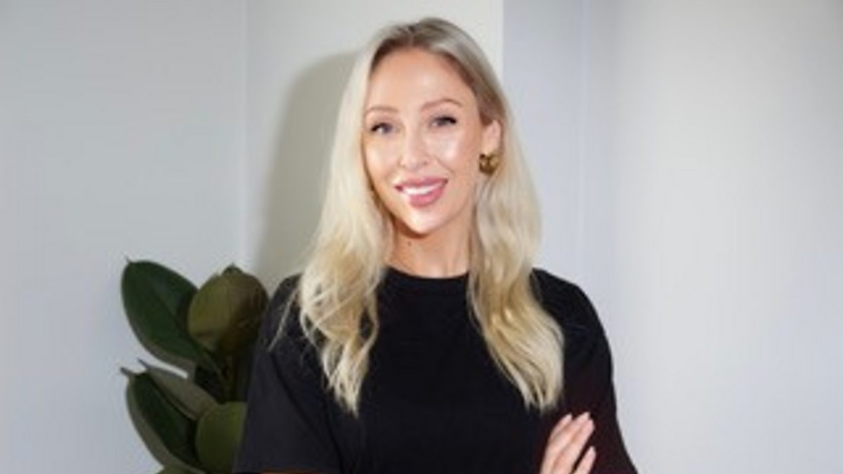 BBC Radio Newcastle - Anna Foster, "I'm a beauty educator, not a beauty ...