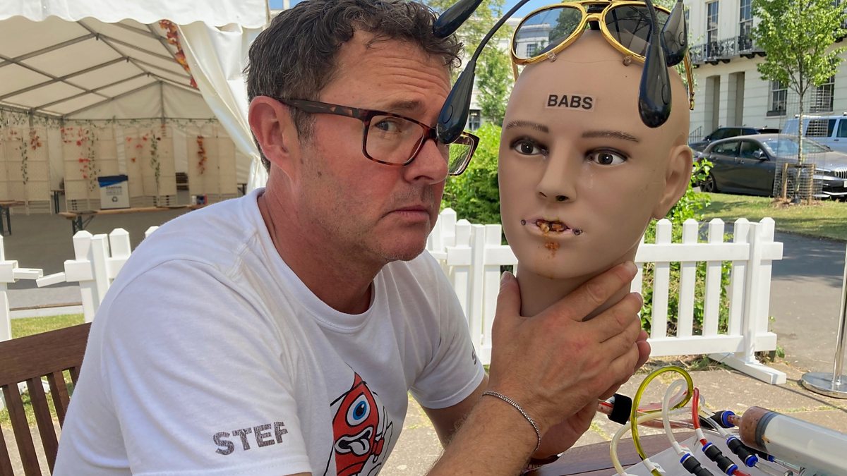 BBC Radio Gloucestershire - Faye Hatcher, Stefan Gates talks 'Rude ...