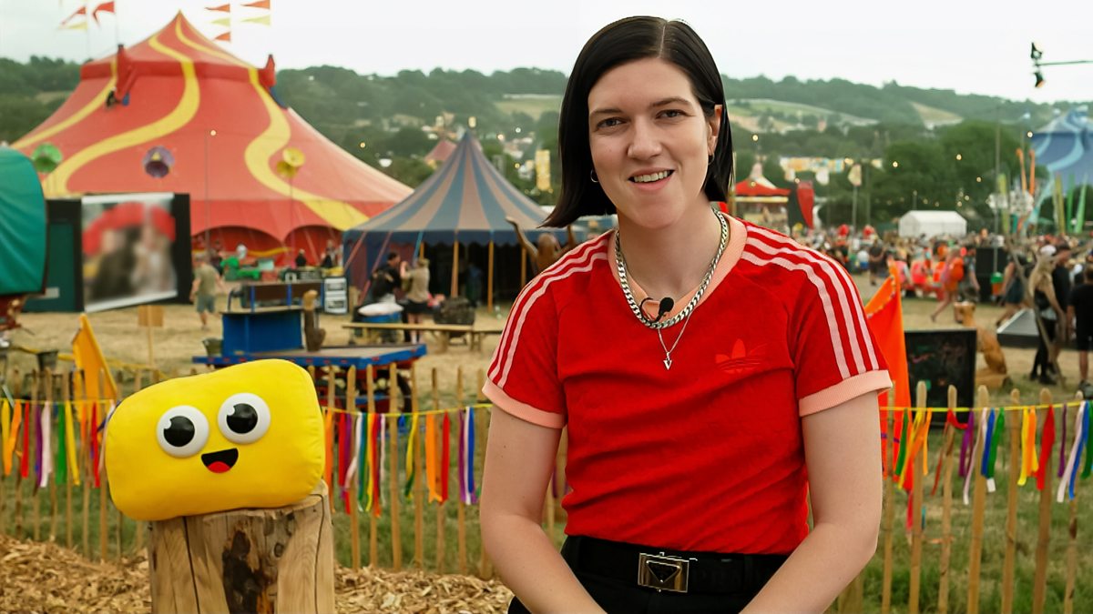 CBeebies Bedtime Stories - P-T: Romy - My Beautiful Voice - BBC iPlayer