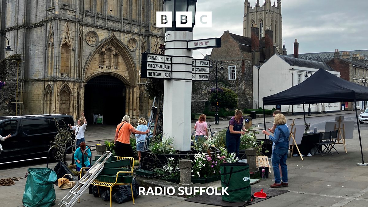BBC Radio Suffolk - Luke Deal, Flash Flower Display