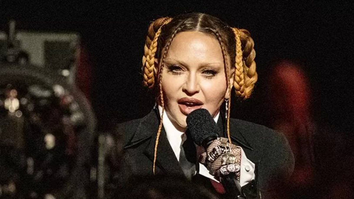 BBC World Service - Newsday, Madonna postpones tour after 'serious ...
