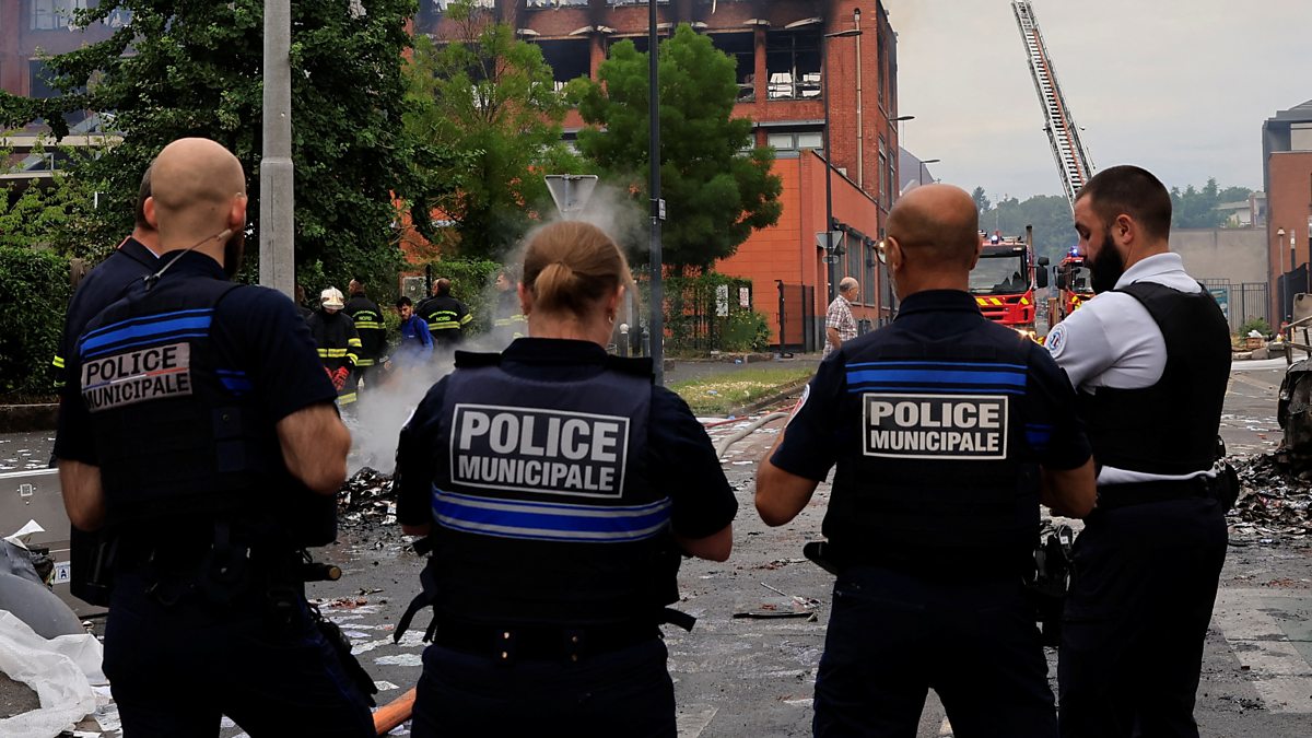 BBC World Service - Newsday, France riots: Are French police in need of ...