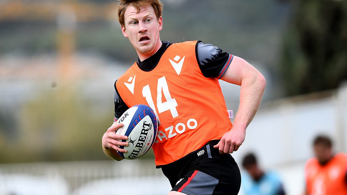 BBC Radio Cymru - Chwaraeon Radio Cymru, Rhys Patchell yn esbonio ei ...