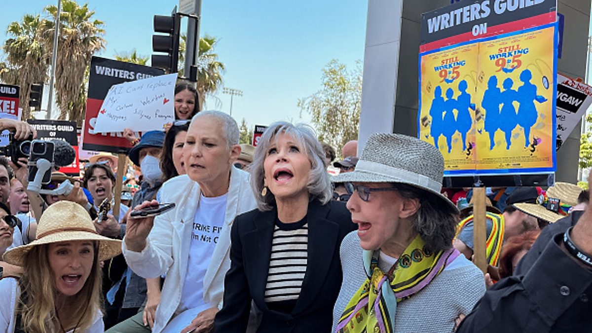 BBC World Service - World Business Report, Actors on strike