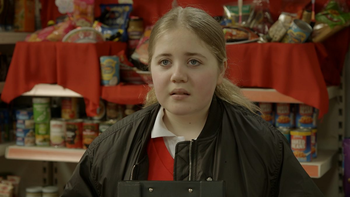 S4C - Pobol y Cwm, Tue, 04 Jul 2023