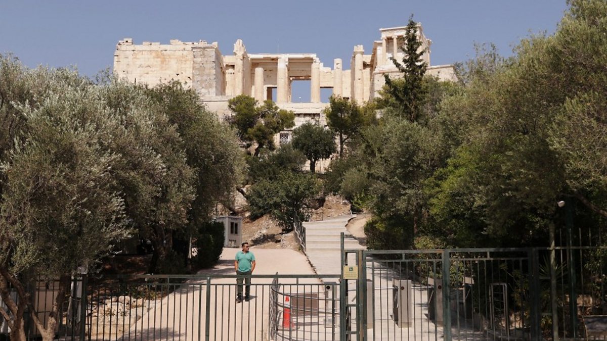 BBC World Service - Weekend, Acropolis opening hours are cut back over ...