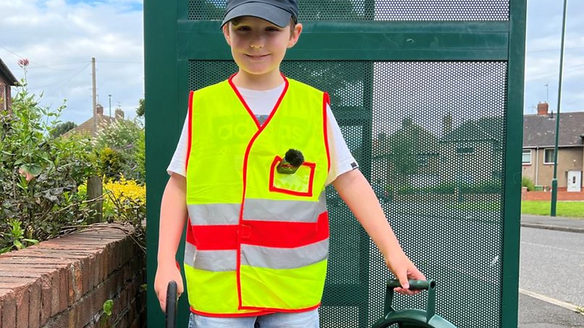 BBC Radio Tees - Amy Oakden, "The streets look better when I litter pick"