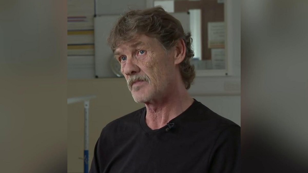 BBC Radio Cymru - Cymru Fyw, Strôc: Rhys Richards