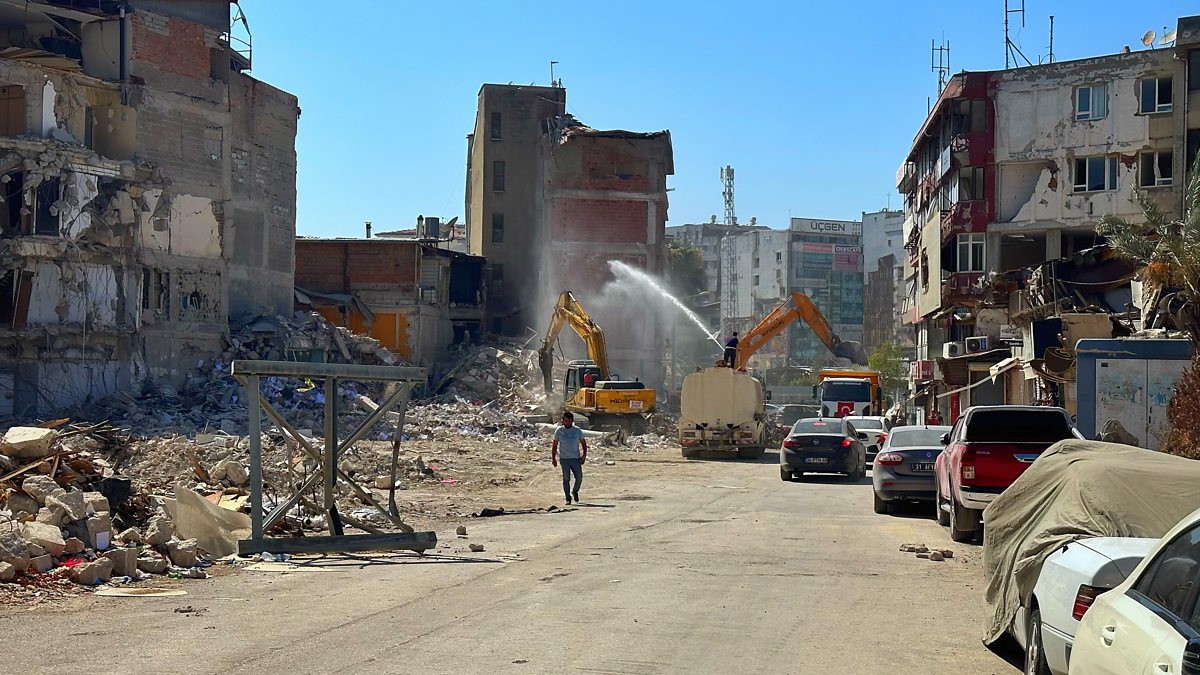 BBC World Service - Business Daily, Rebuilding Turkey after the earthquake