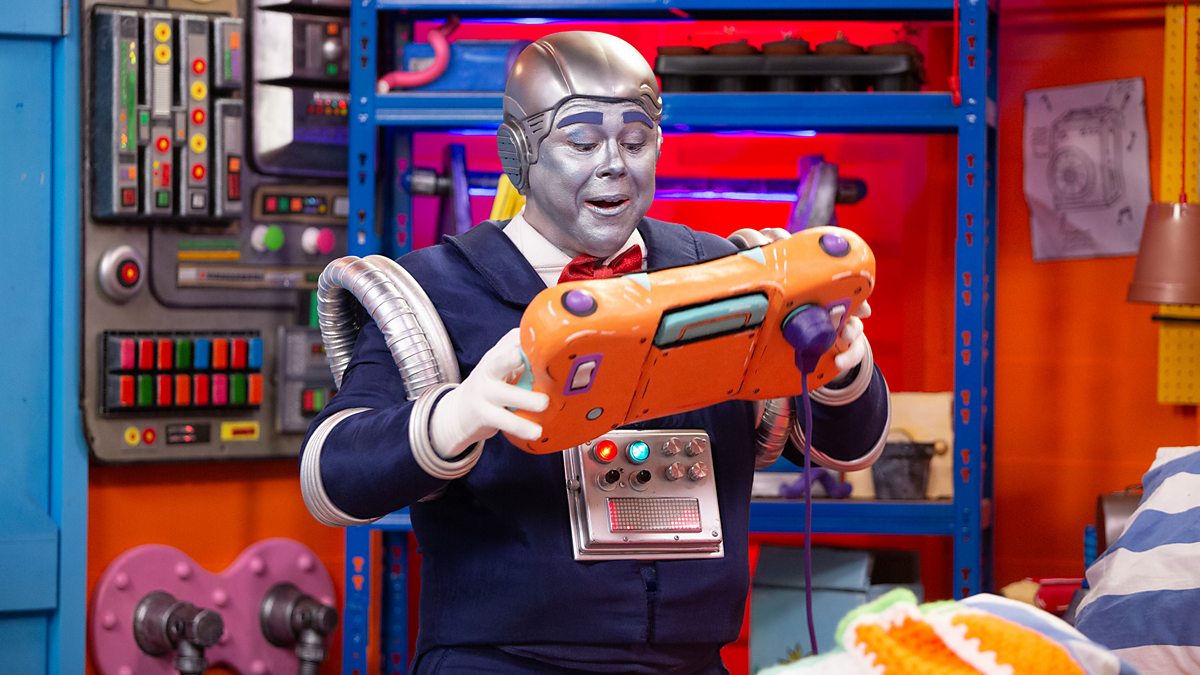 Justins House - Series 6: 6. Computer Bug - BBC iPlayer