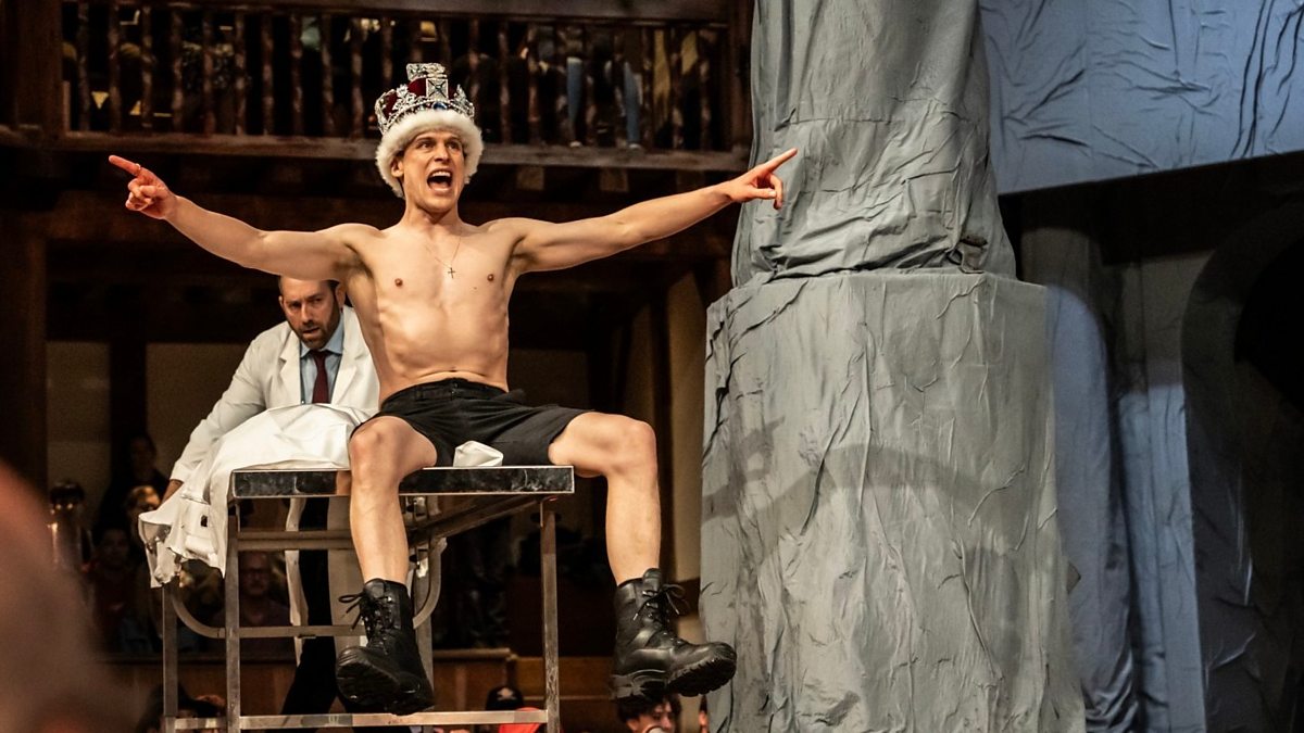 BBC Radio London - Gaby Roslin, 'Something wicked this way comes ...