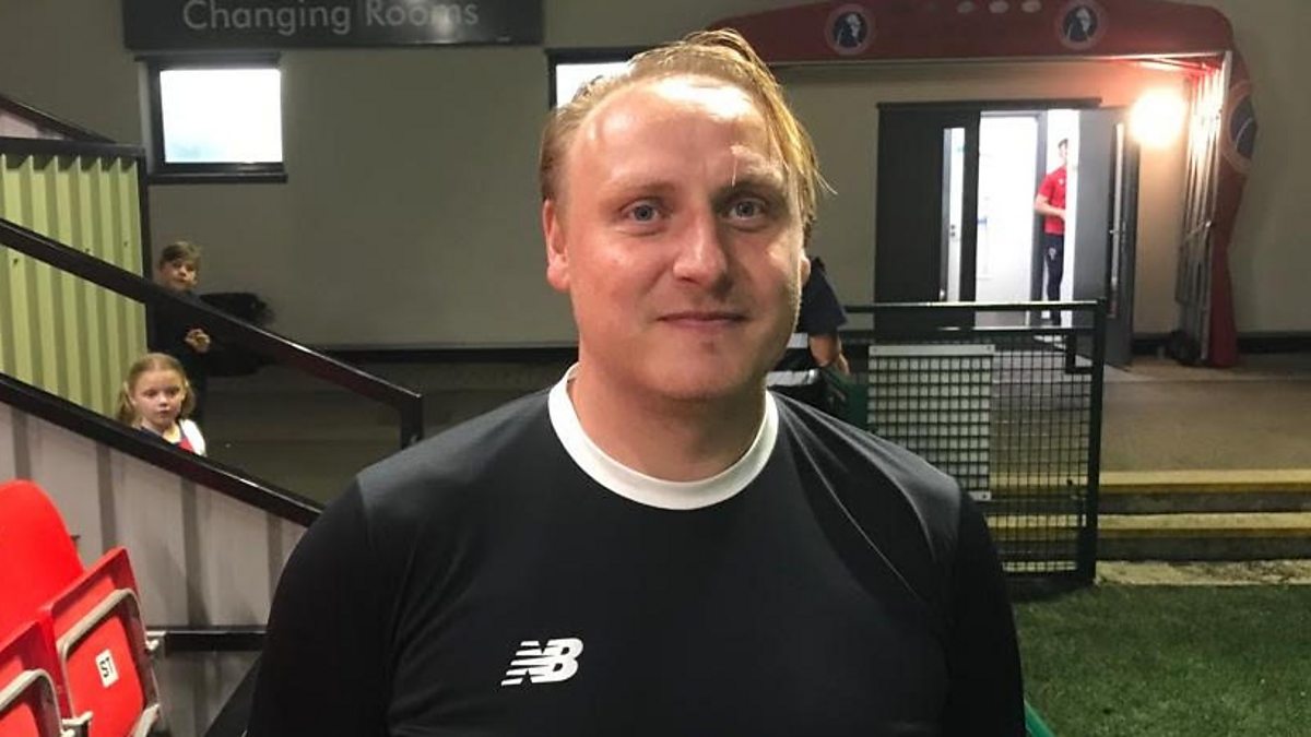 BBC Radio Surrey - Sport on BBC Radio Surrey, Dorking Wanderers Head ...