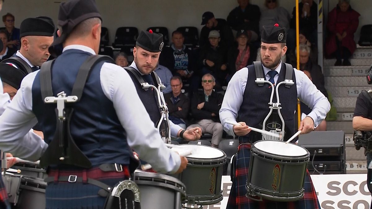BBC One - World Pipe Band Championships, Closkelt - Medley