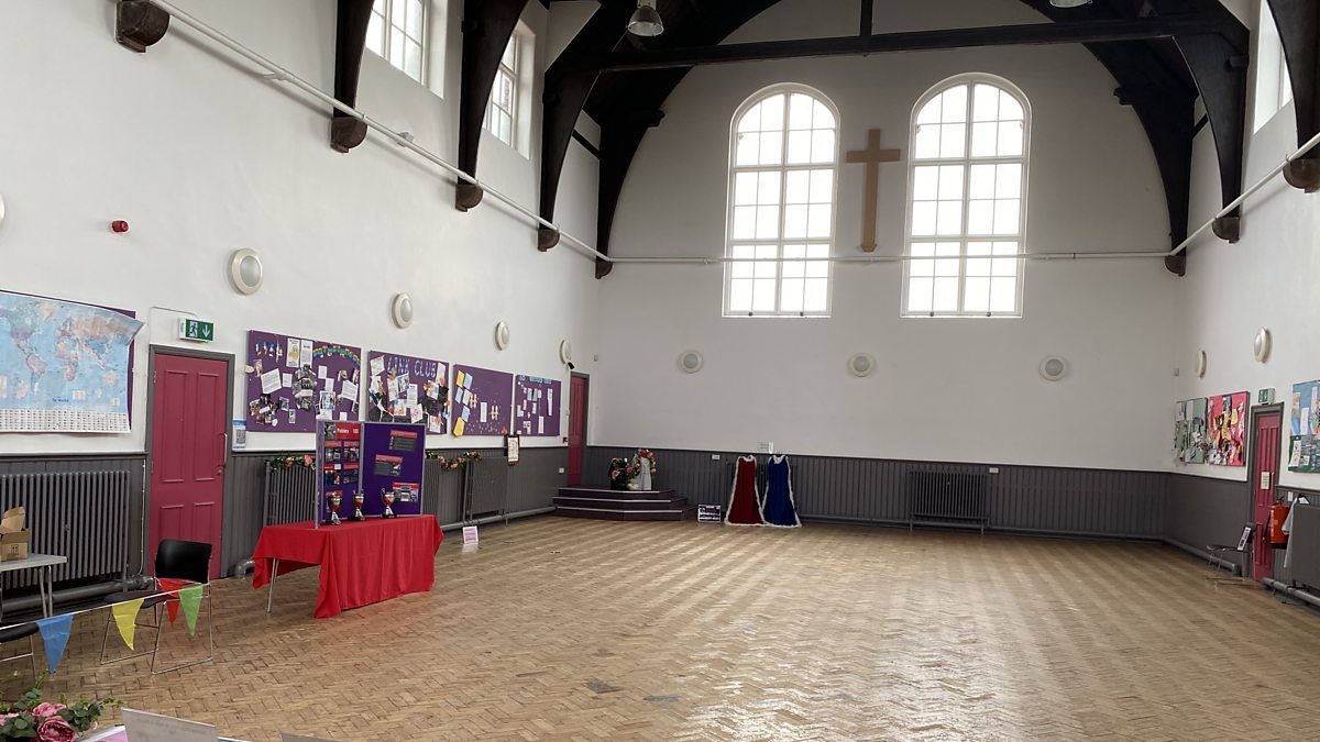 BBC Radio Merseyside - Claire Hamilton, Kevin Duala sits in (25/08/2023 ...