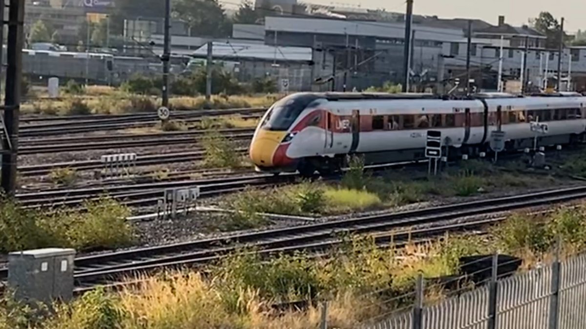 BBC Radio Cambridgeshire - Dotty McLeod, 01/09/2023, A signal box on ...