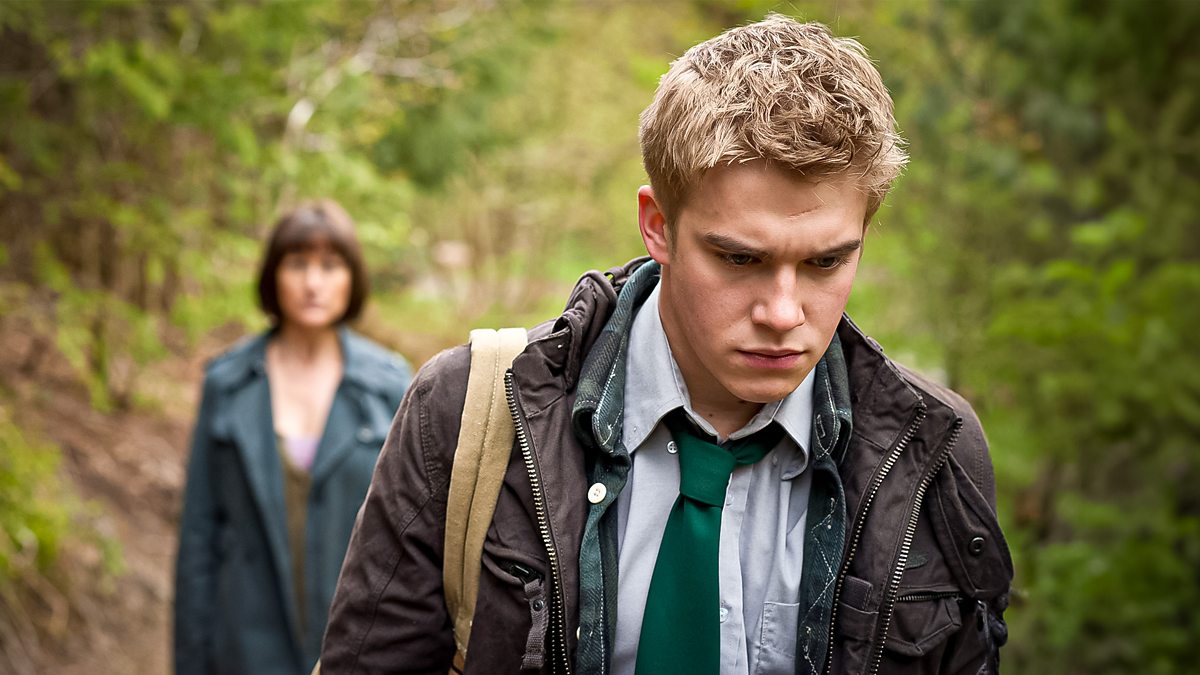 Wolfblood - The First Pack: 11. Eolas - BBC iPlayer