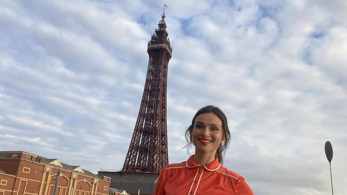 BBC Radio Lancashire - The Unmissable Podcast, Sophie lights up Blackpool
