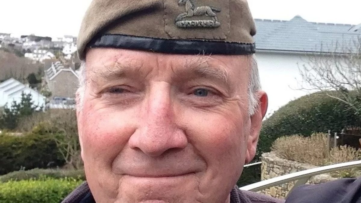 BBC Radio Humberside - Andy Comfort, 11/09/2023, WW2 soldier's remains ...