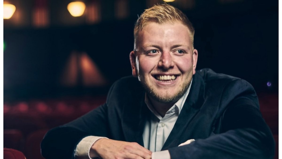 BBC Radio Cymru - Bore Cothi, Gruffydd Wyn Sengl Newydd.