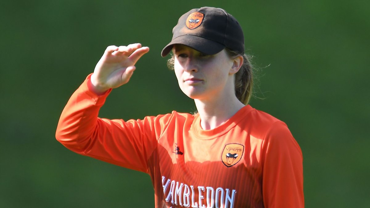 BBC Radio Solent - Solent Sport, Emily Windsor helps secure Vipers ...