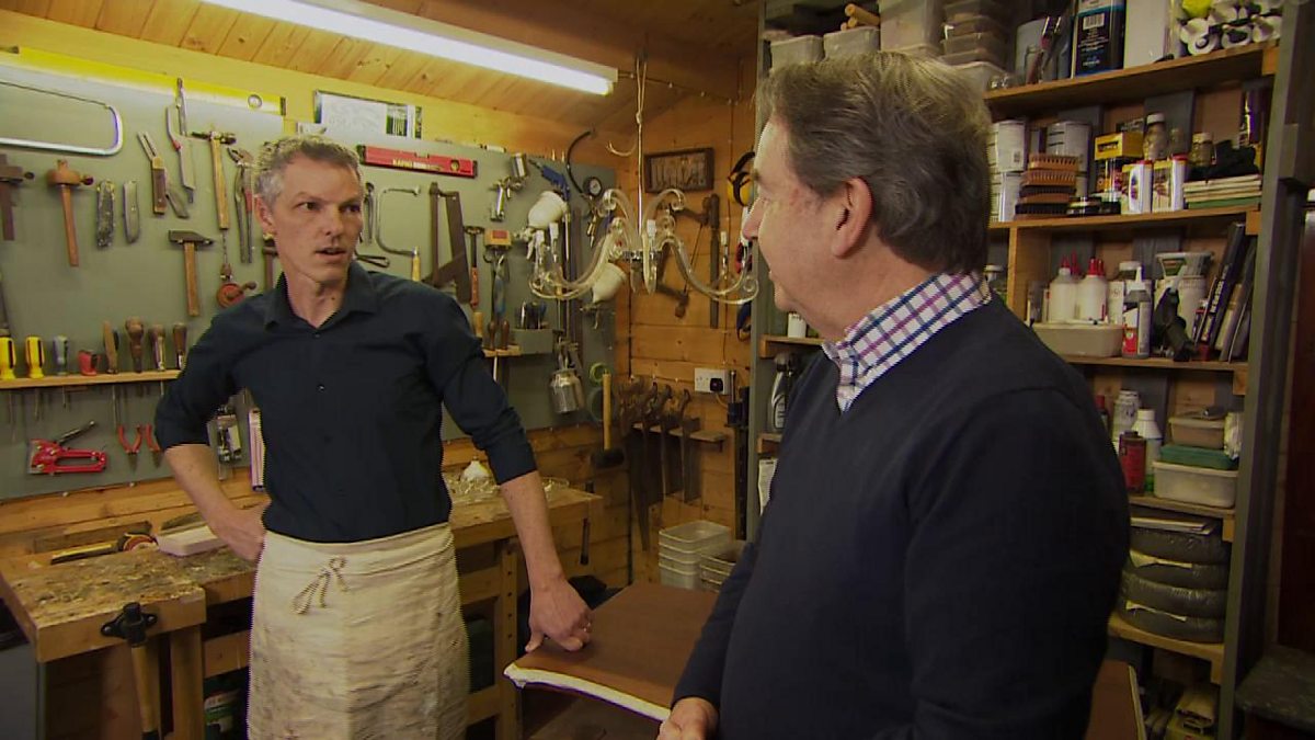 BBC One - Bargain Hunt, Series 65, Ardingly 19, Eric Knowles learns about furniture restoration.