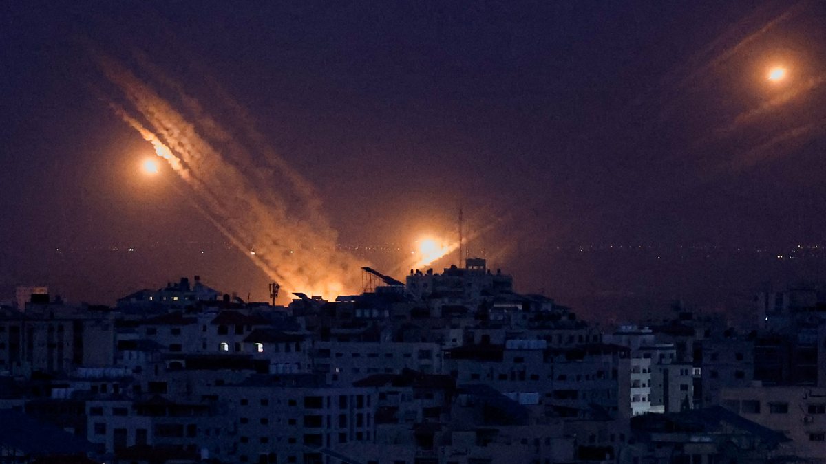 BBC Radio 4 - PM Highlights, From both sides of a conflict