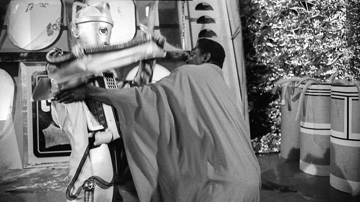 Doctor Who (1963–1996) - Season 5: The Tomb of the Cybermen: Episode 4 ...