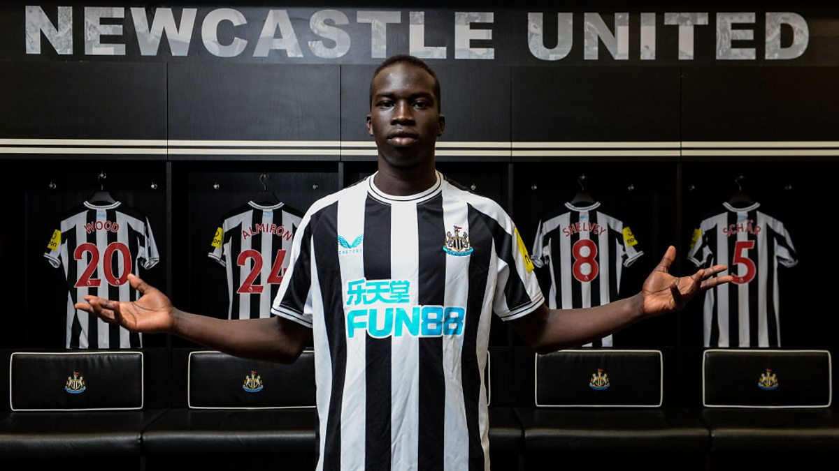 BBC Radio Newcastle - Total Sport - North East, Dutch football expert ...