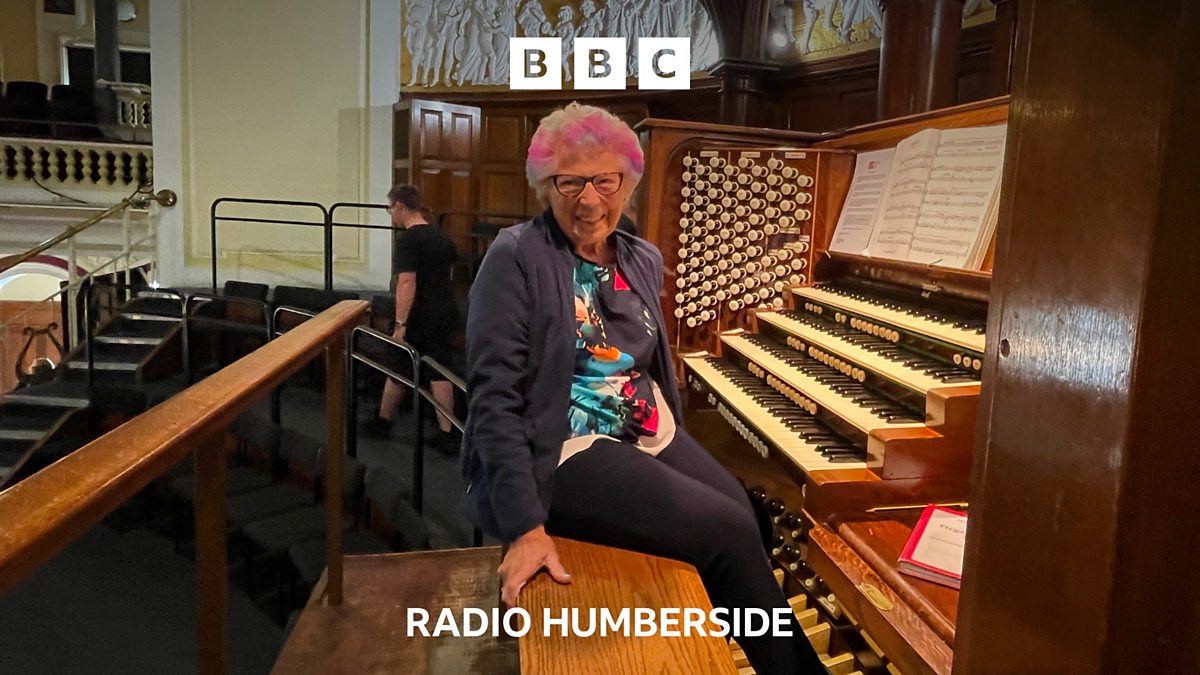 BBC Radio Humberside - BBC Radio Humberside, 90 year old dream realised ...