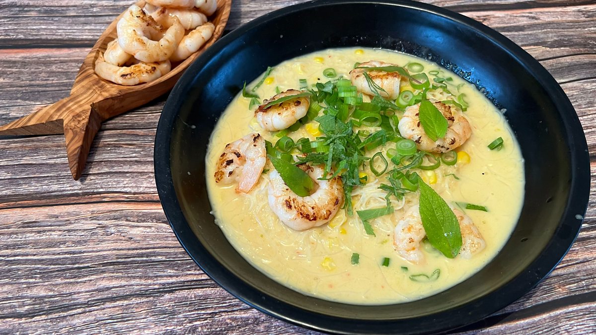 BBC Radio Ulster - Cooking with Paula McIntyre, Prawn and Sweetcorn Laksa