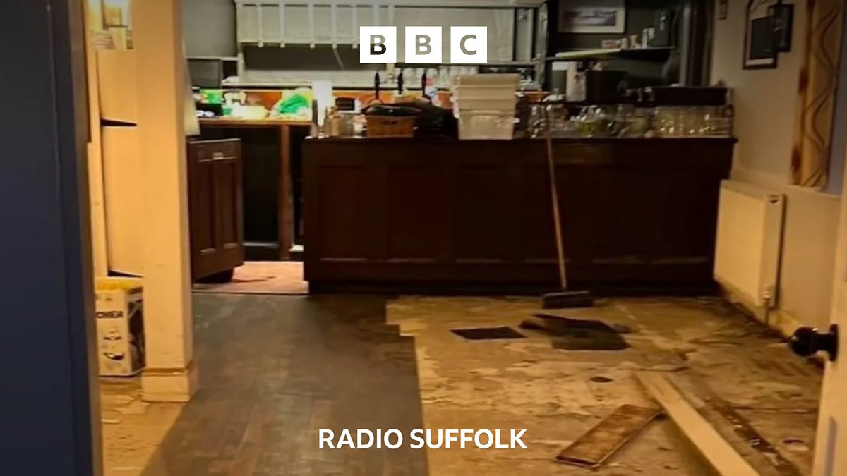 BBC Radio Suffolk - BBC Radio Suffolk, Suffolk floods: Framlingham pub ...