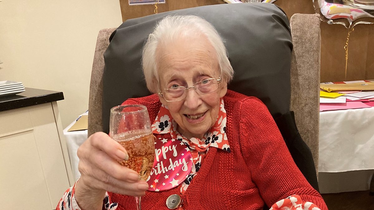 BBC Radio Lancashire - The Unmissable Podcast, Happy Birthday Sybil!