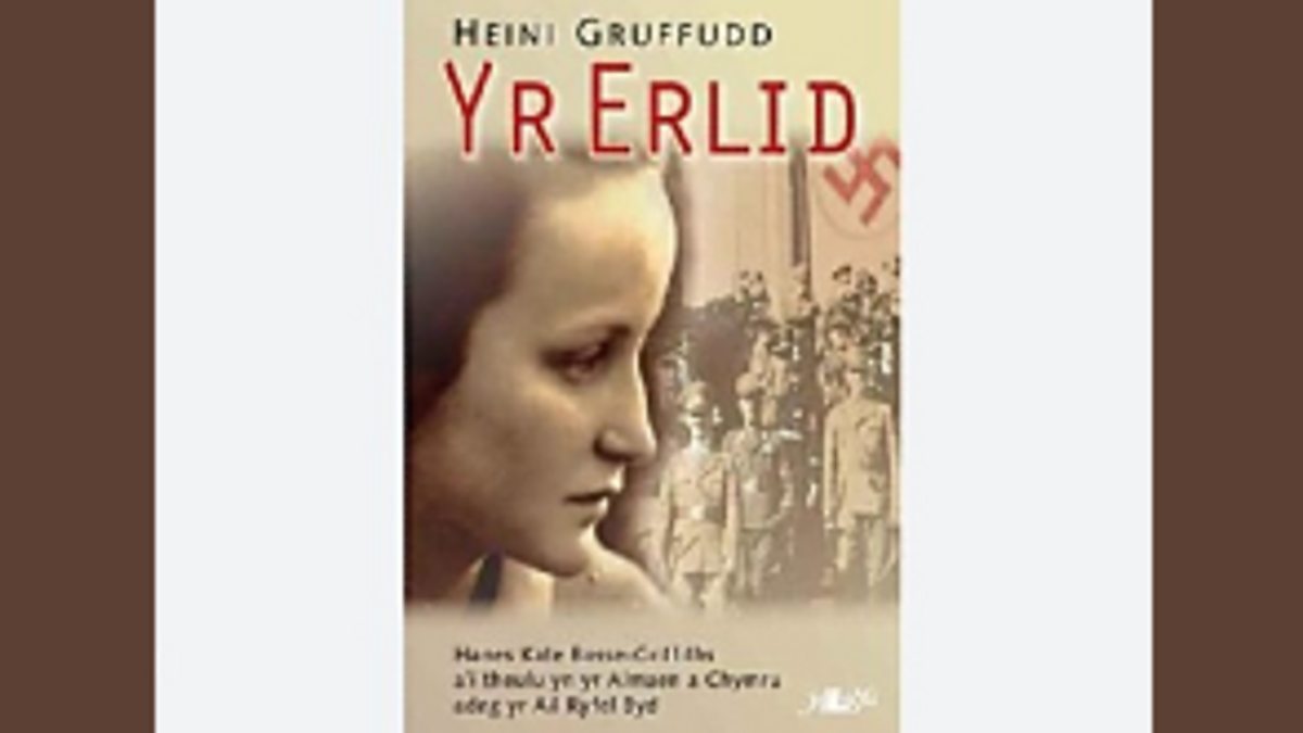 BBC Radio Cymru - Dros Ginio, Vaughan Roderick, Twf mewn agweddau gwrth ...