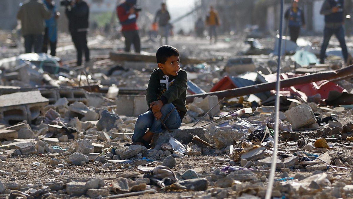 BBC World Service - Unspun World with John Simpson, A pause in fighting ...