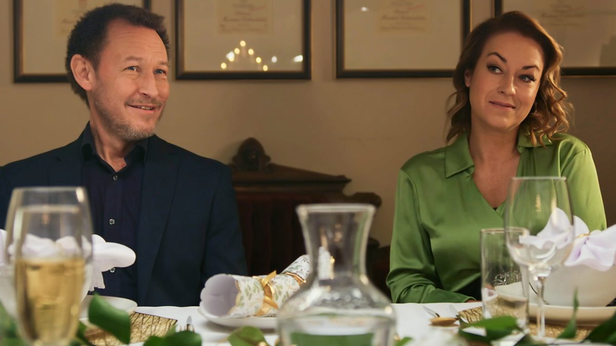 BBC iPlayer - Doctors - Series 24: 145. Its the End of the Year (As We ...