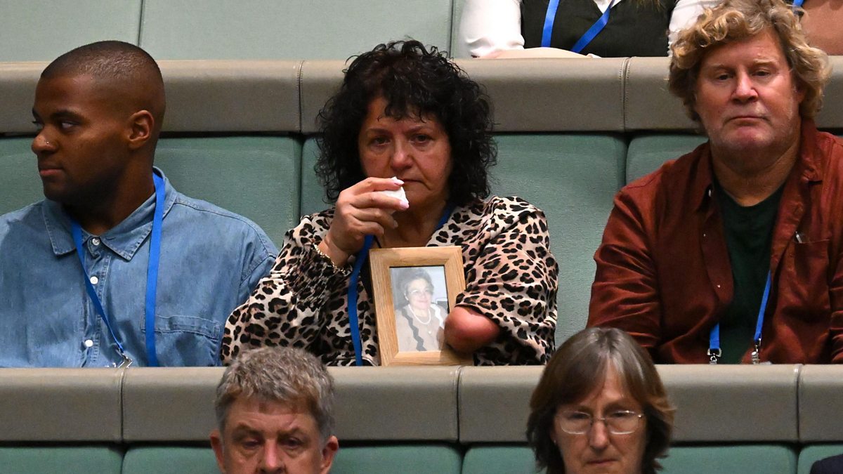 BBC World Service - Newsday, Australia apologises to thalidomide survivors