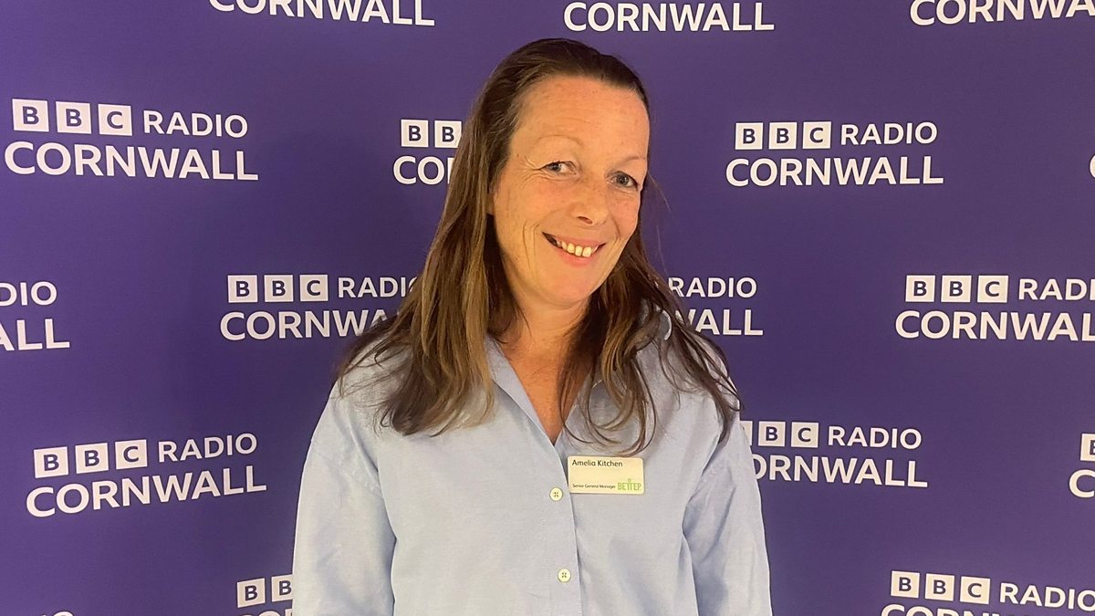 BBC Radio Cornwall - Julie Skentelbery, Tiffany Truscott sits in (01/12/2023), Amelia Kitchen