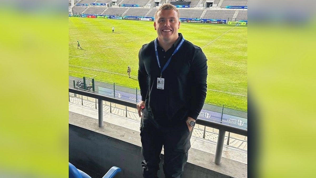 BBC Radio Cymru - Beti a'i Phobol, Ifan Phillips