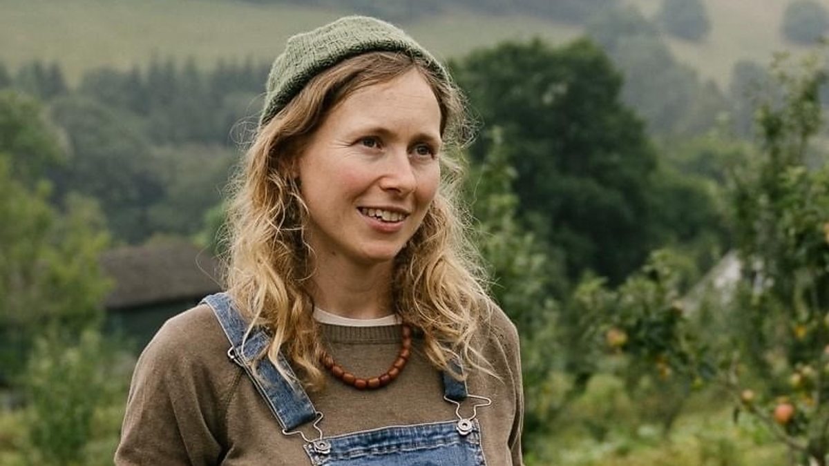 BBC Radio Devon - Caroline Densley, 18/12/2023, Festive Five a Day ...