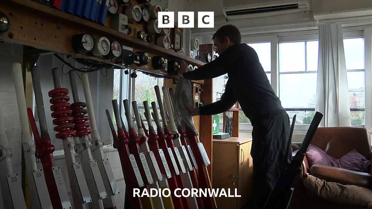 BBC Radio Cornwall - BBC Radio Cornwall, Oldest working signal box in Cornwall will close