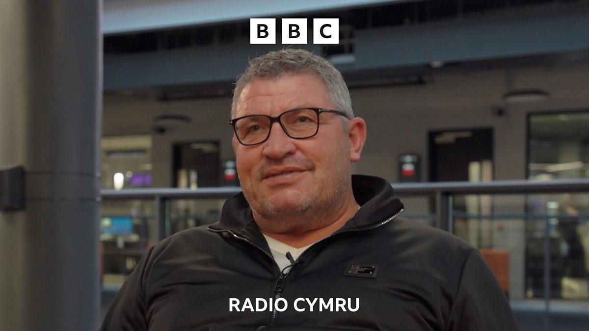 BBC Radio Cymru - BBC Radio Cymru, Osian Roberts a Como 1907: 'Diolch i ...