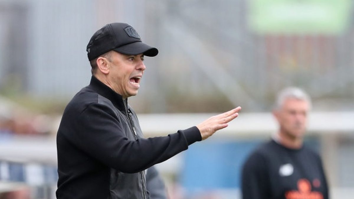 BBC Radio Surrey - Sport on BBC Radio Surrey, Dorking Wanderers manager ...
