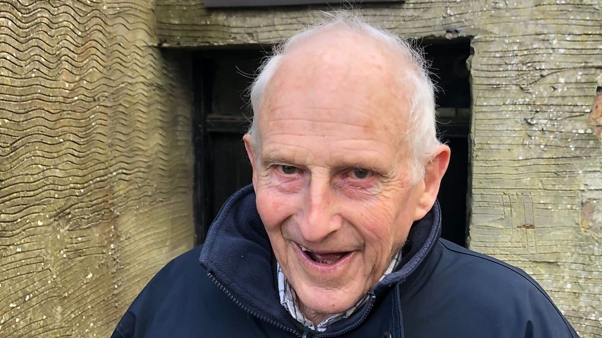 BBC Radio Cymru - Aled Hughes, Tom Bown o Lanerchymedd sydd wedi bod yn ...