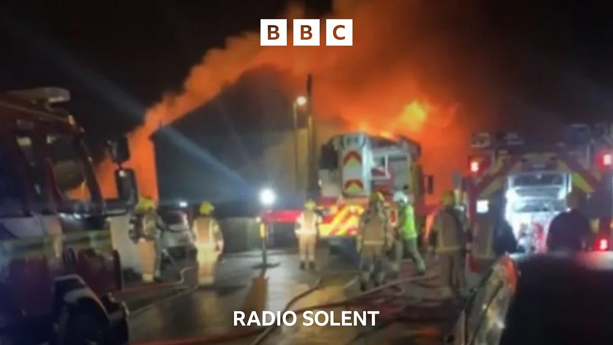 BBC Radio Solent - BBC Radio Solent, Fareham fire: Osborne View pub ...