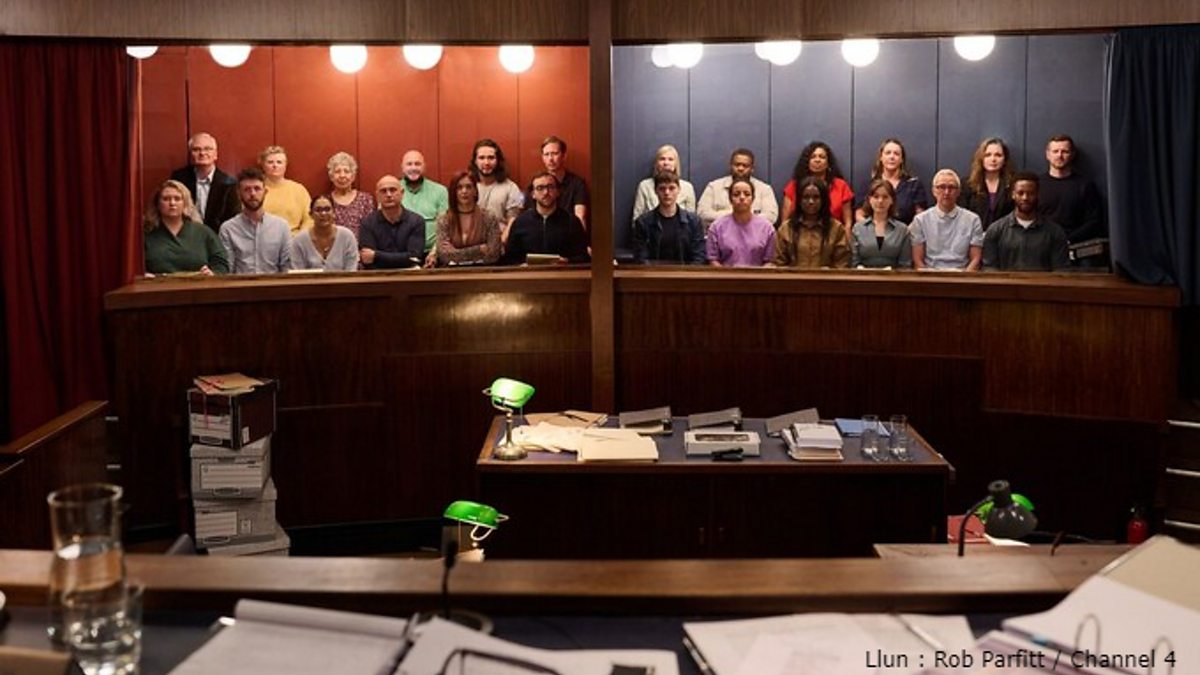 BBC Radio Cymru - Dros Ginio, Catrin Haf Jones yn cyflwyno, Rhaglen ...