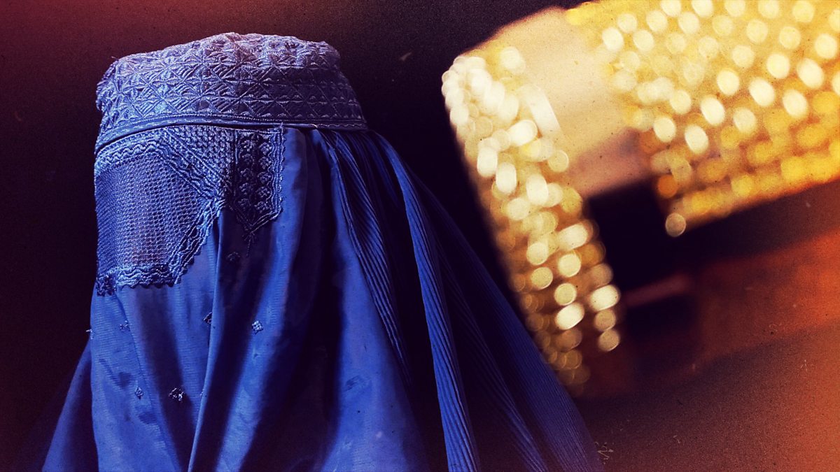 BBC News - The Last Torch: Singing for Afghanistan