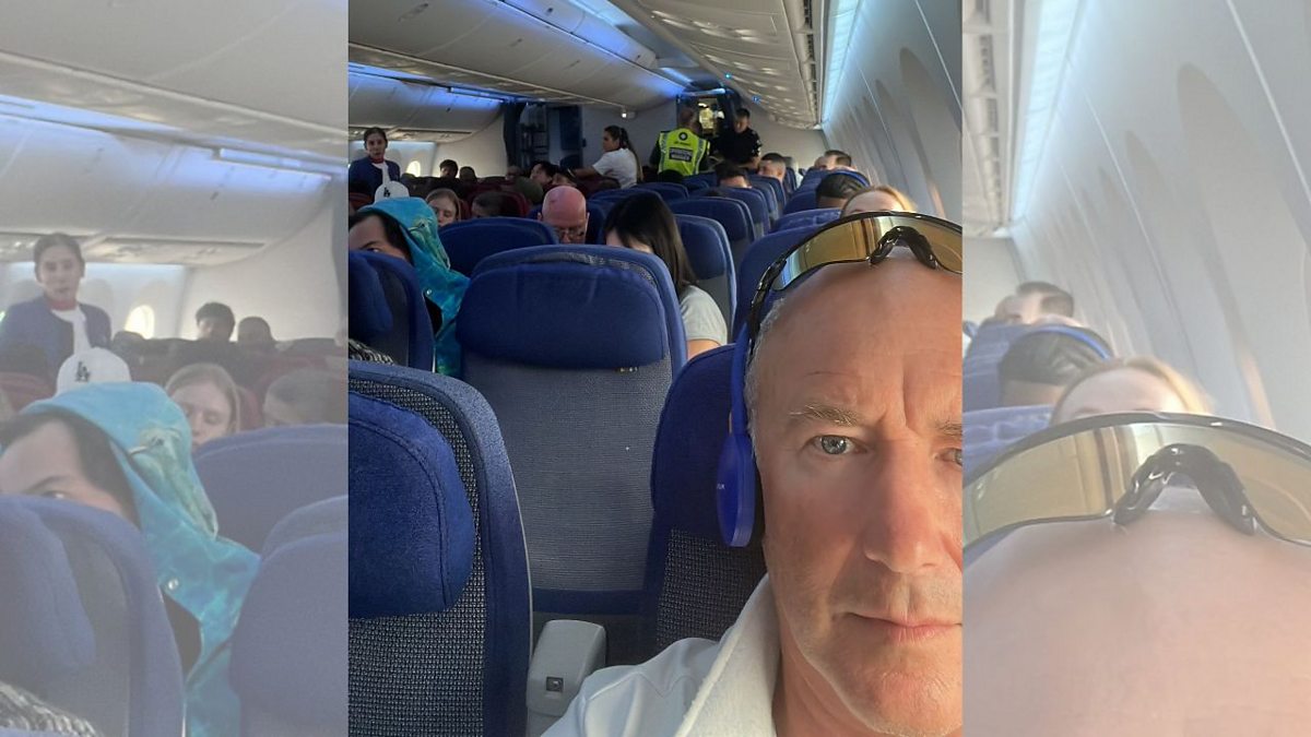 BBC World Service - Newshour, Latam Airlines passenger: 'I thought this ...