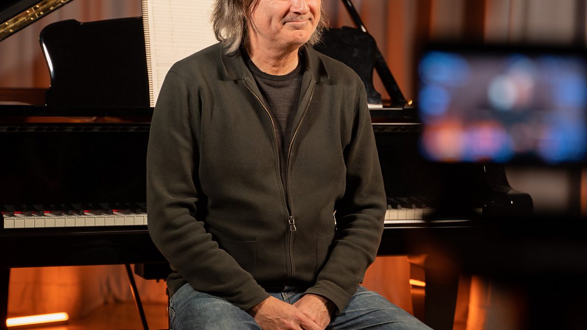 BBC - BBC National Orchestra and Chorus of Wales - Colin Riley