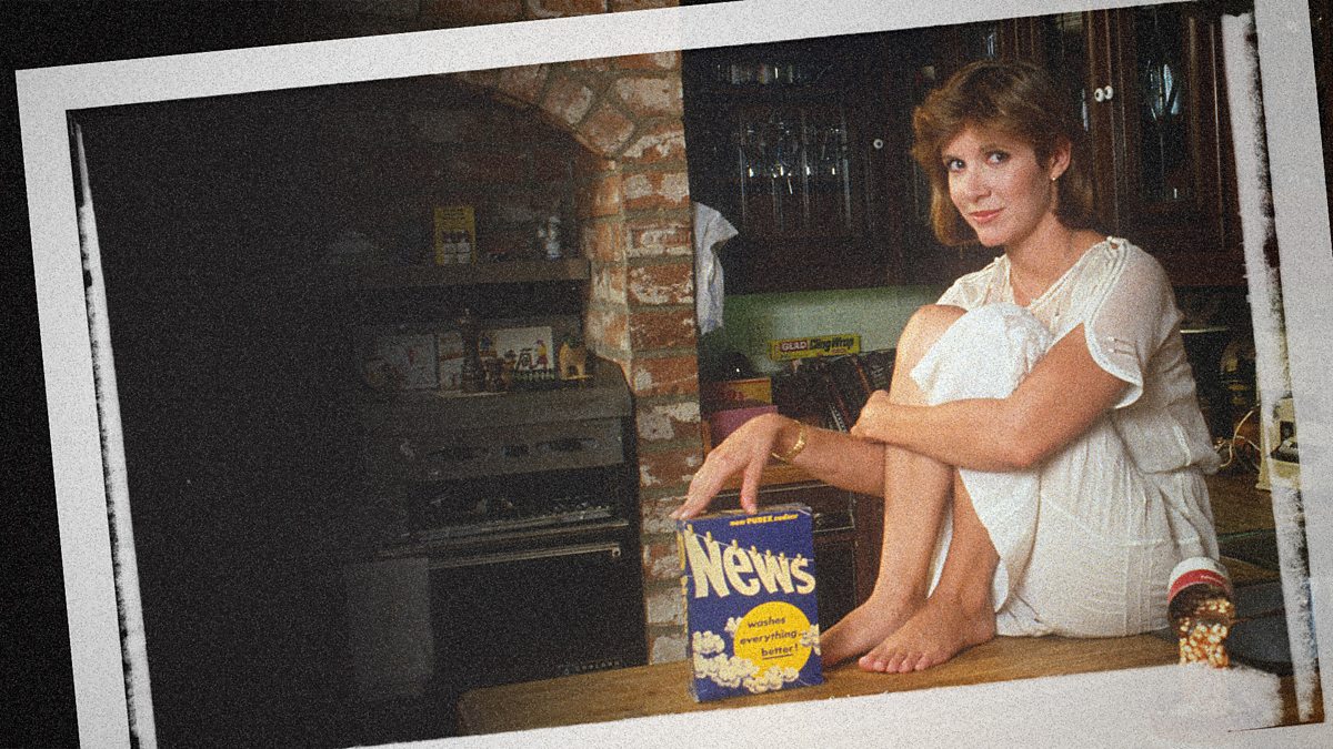 A Life in Ten Pictures - Series 2: 1. Carrie Fisher - BBC iPlayer